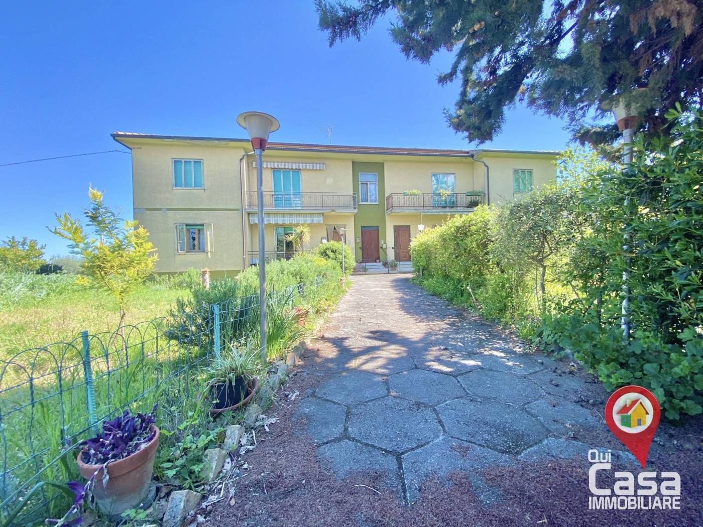 Appartamento via Costabianca 18, Loreto