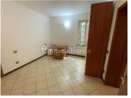 Quadrilocale via Gaspare Landi 13, Centro Storico, Piacenza