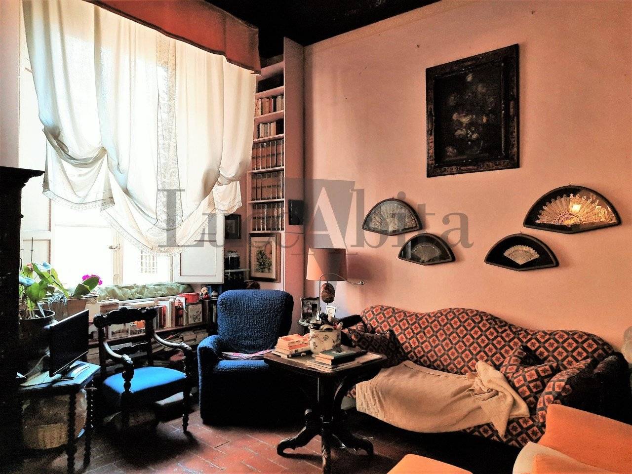 Appartamento via di Poggio 50, Piazza Napoleone - San Michele, Lucca
