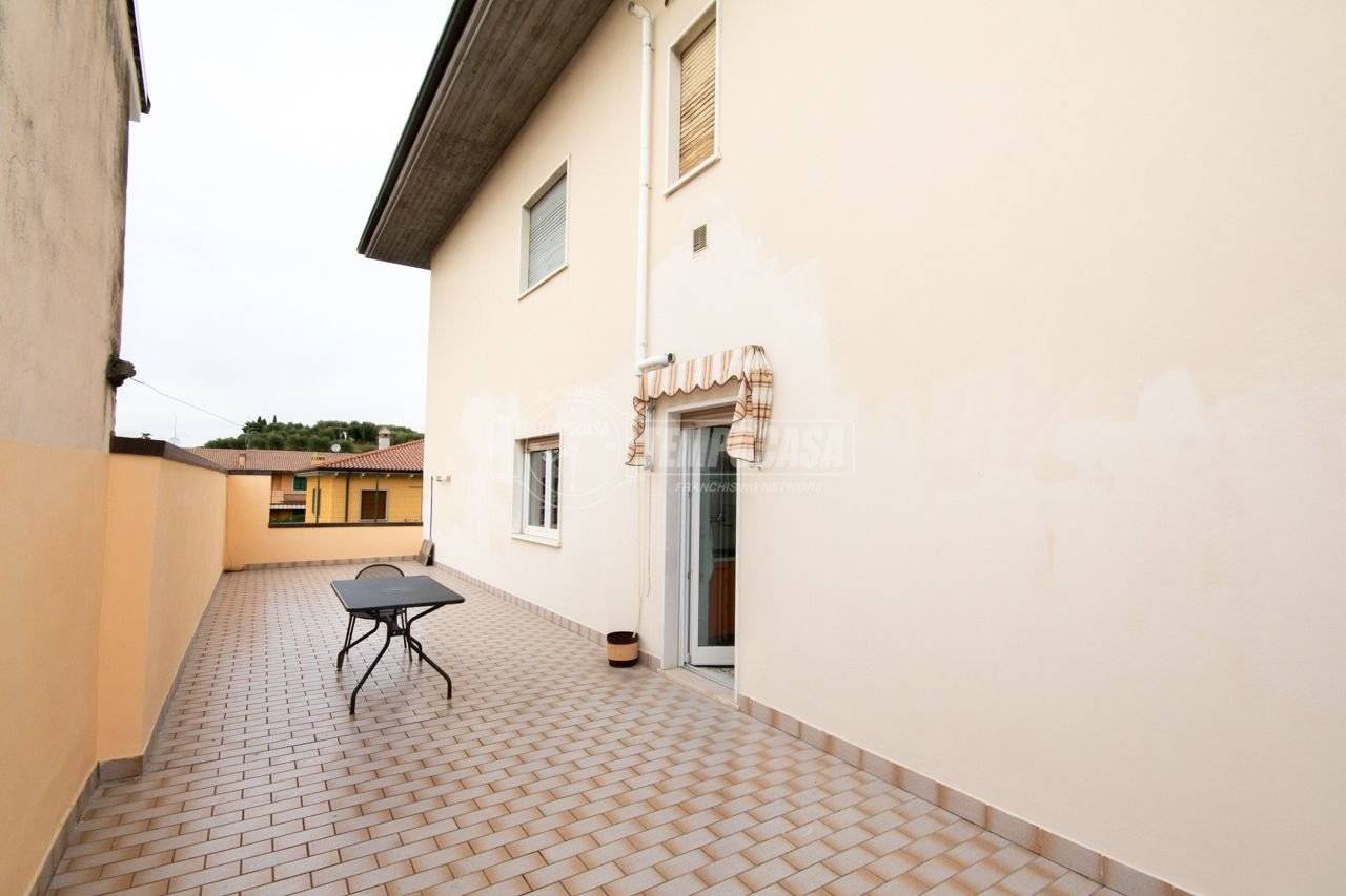 Quadrilocale via Verona, Calmasino 37, Calmasino, Bardolino