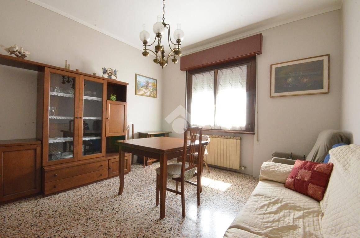 Trilocale via martiri della libertà 297, Roncadelle