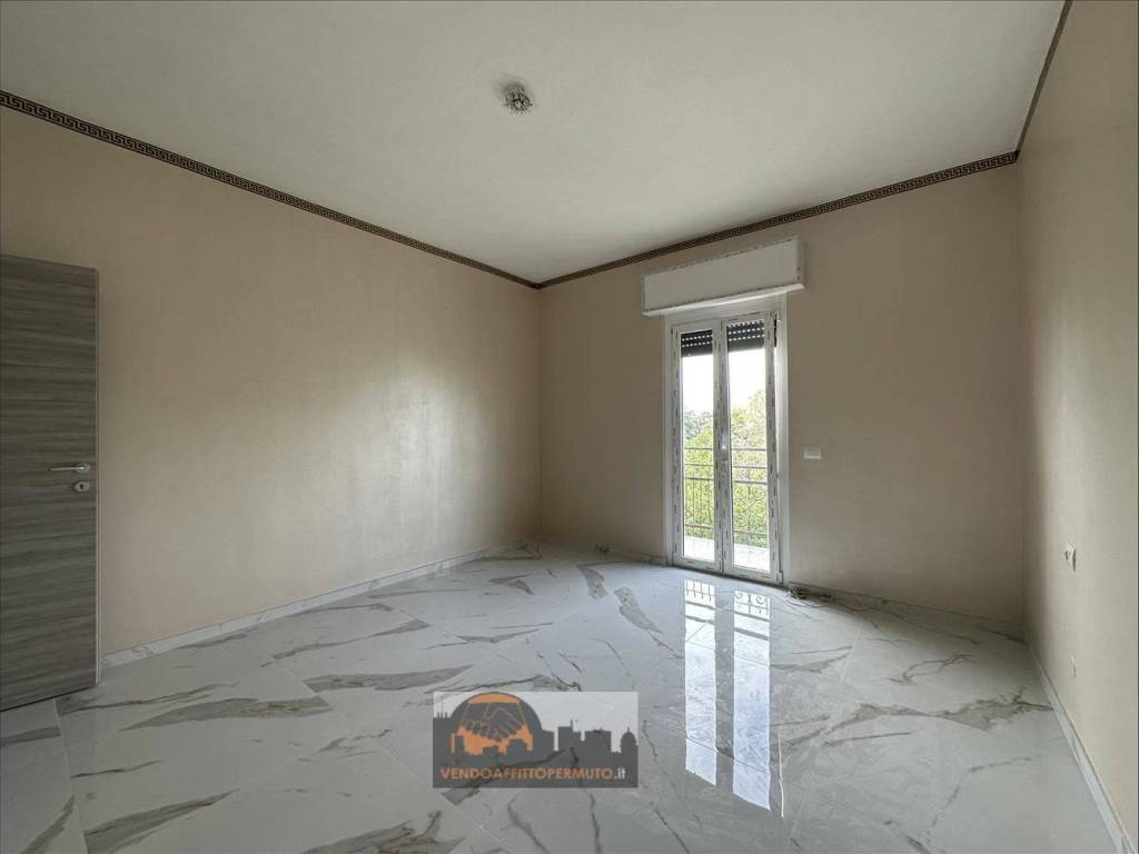 Vendita Appartamento Casirate d'Adda. Trilocale in via Dante Alighieri ...