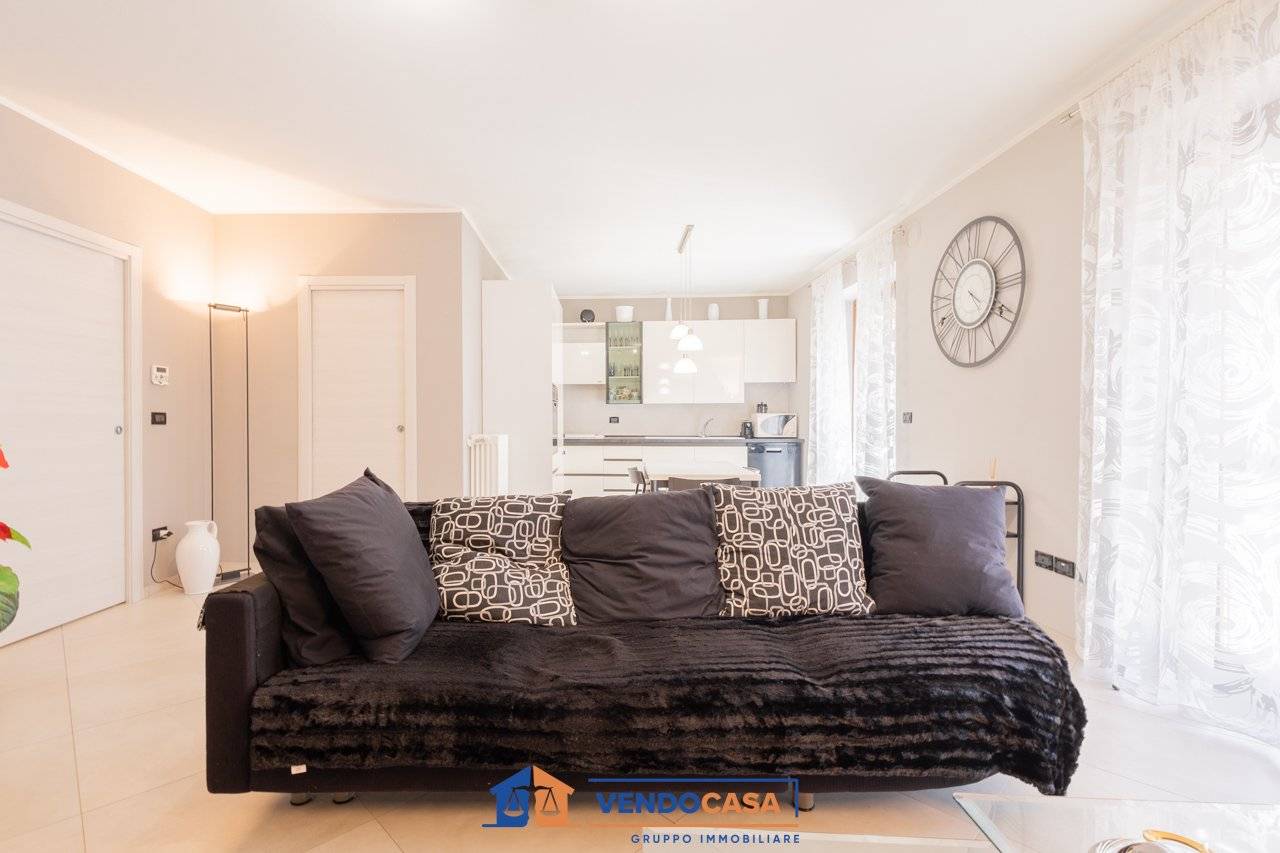 Quadrilocale via Giacomo Matteotti 17, Centro, Caraglio