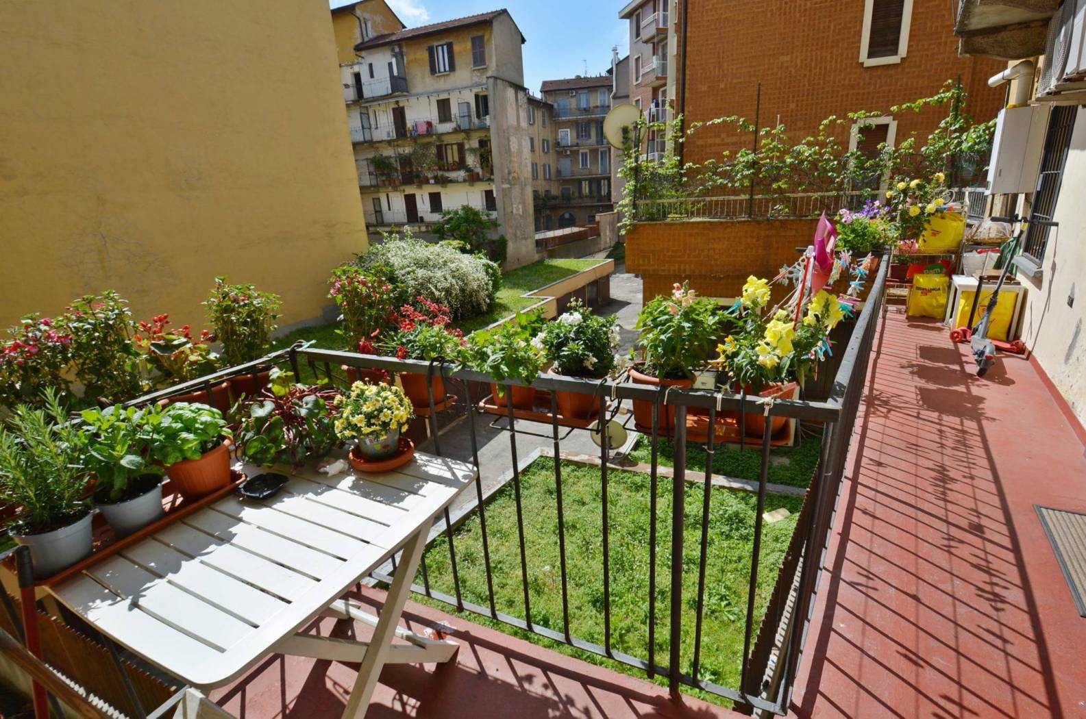 Trilocale via Vigevano 45, Navigli - Darsena, Milano