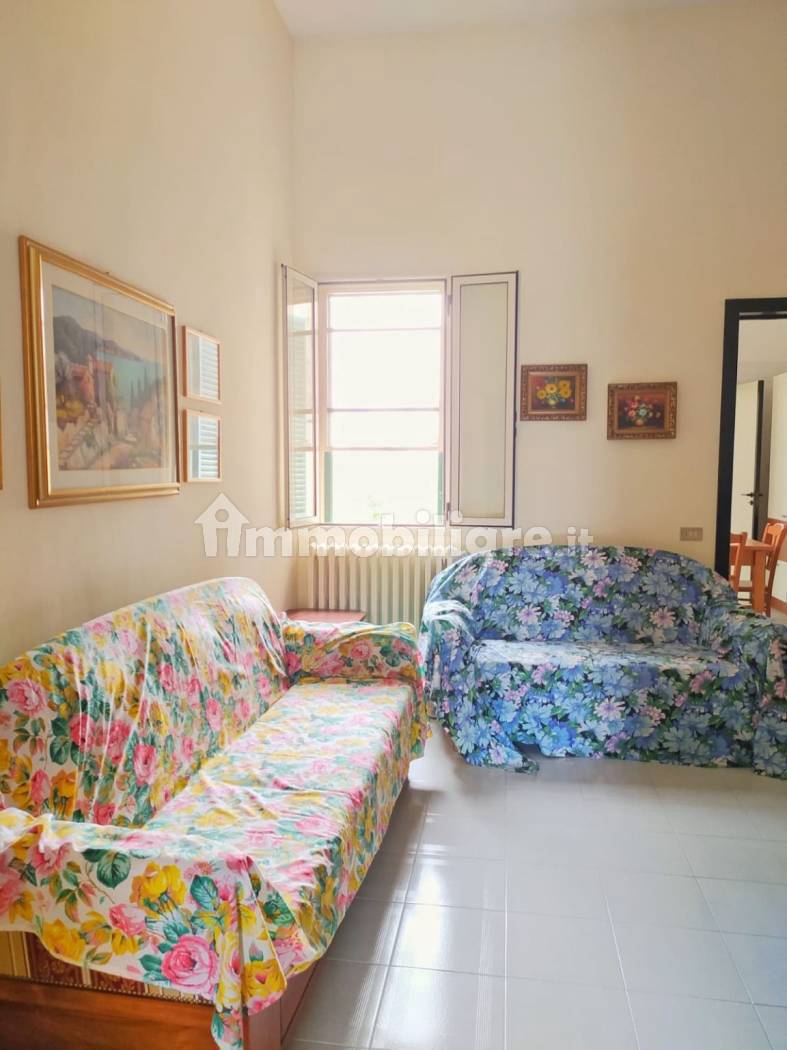 Quadrilocale via Contessa Sibilla 3, Rudiae - Casermette, Lecce