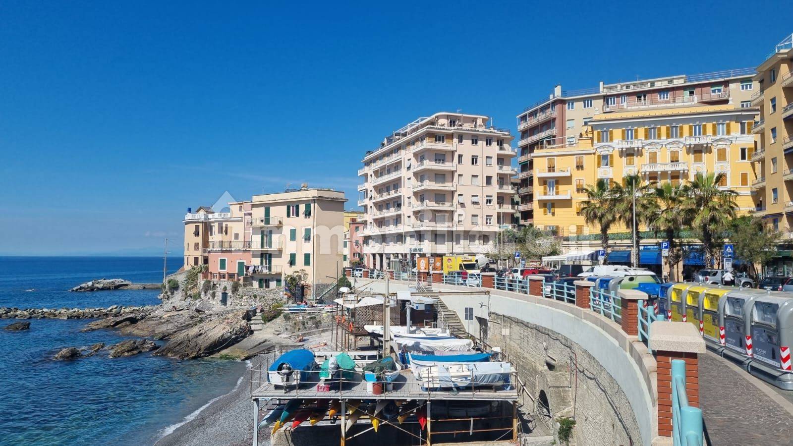 Quadrilocale via Divisione Acqui, Quinto, Genova