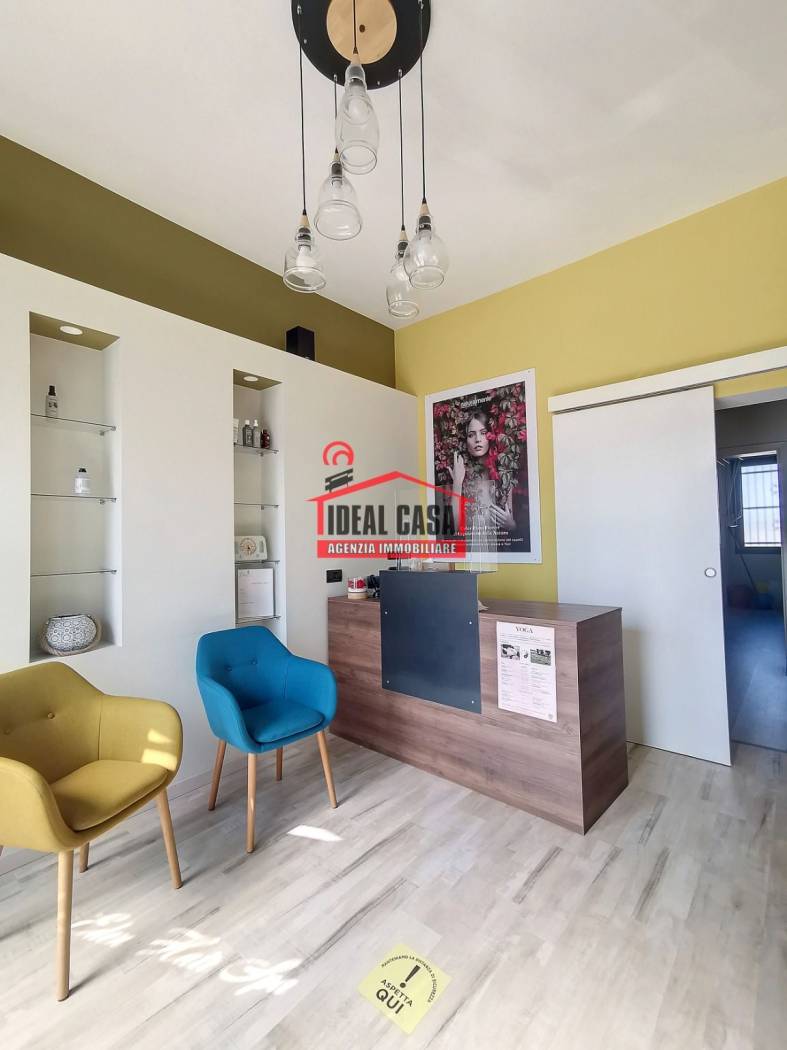 Locale commerciale in Vendita