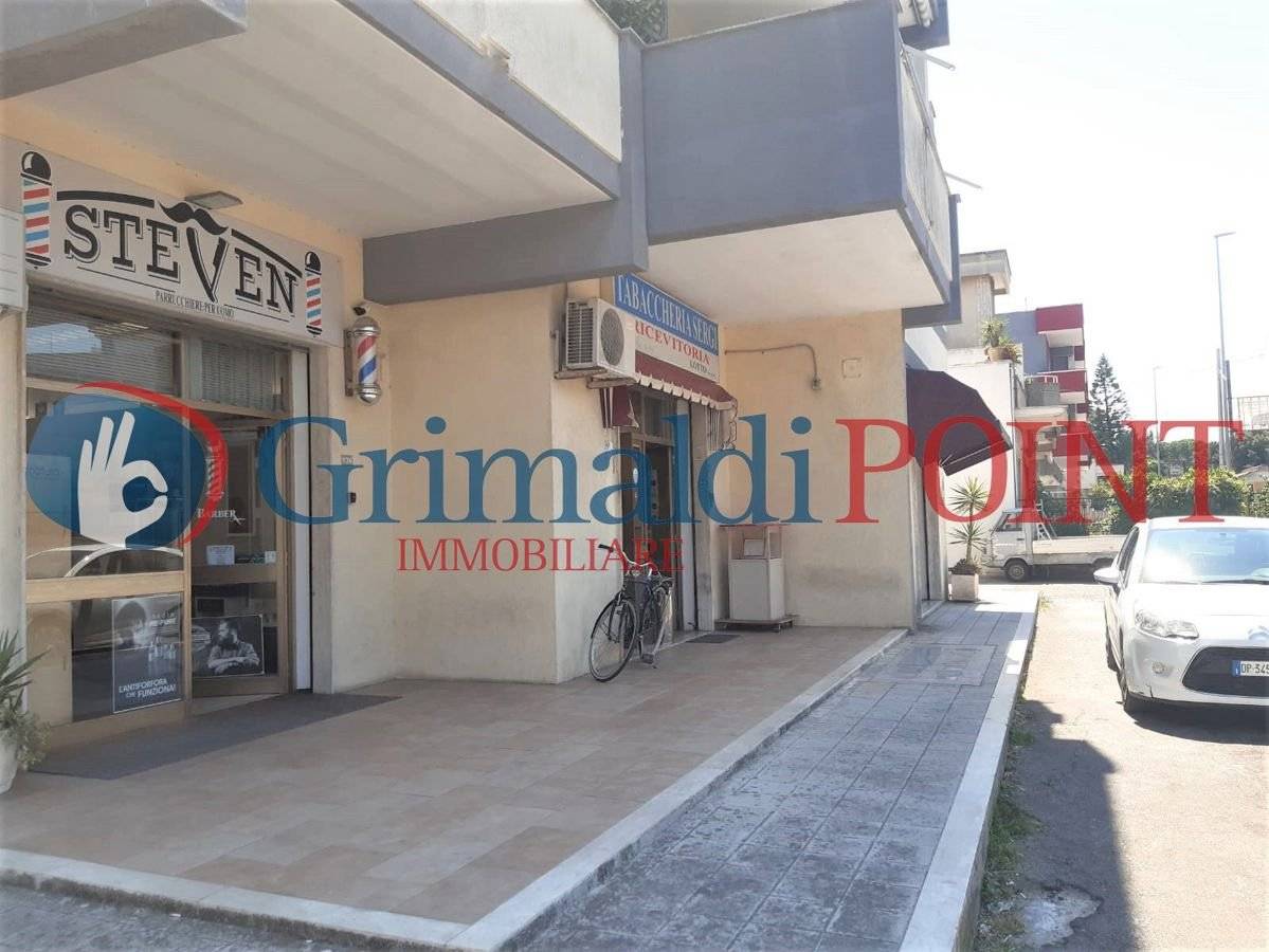 Locale commerciale in Vendita