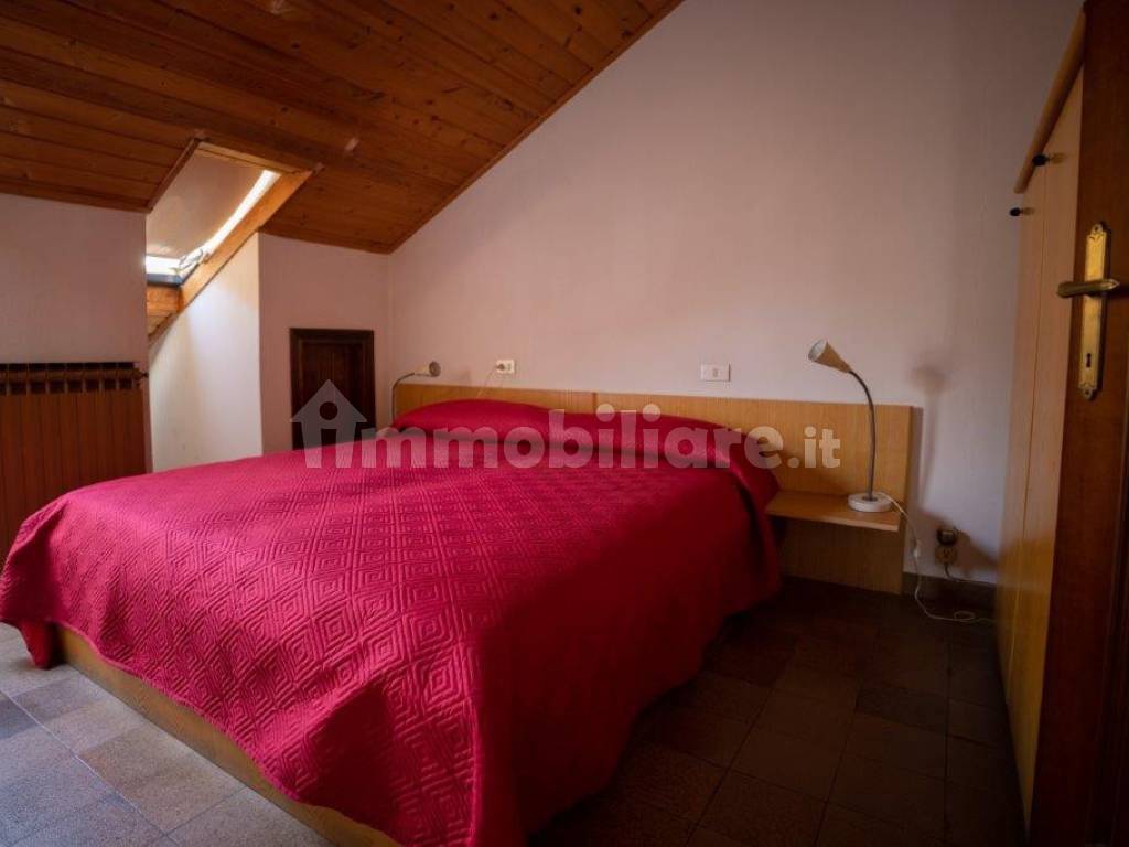 Affitto Mansarda in via Carlo Besta Teglio. Ottimo stato, rif. 102938664
