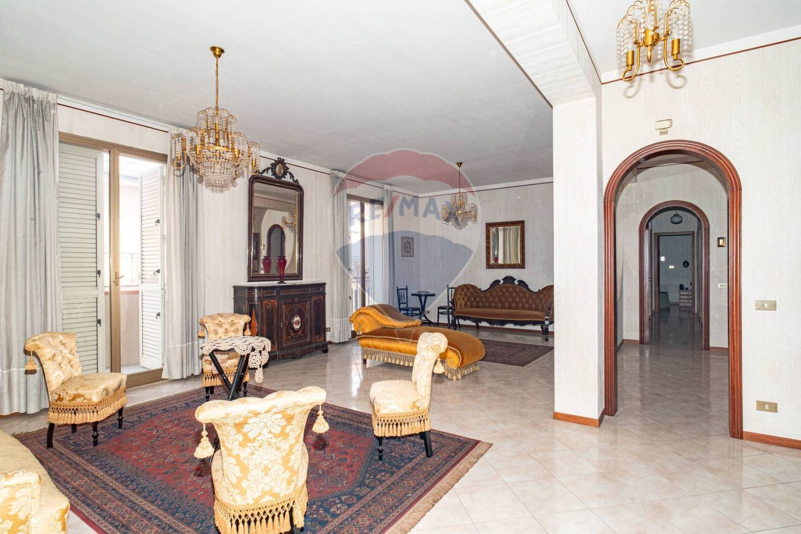 Appartamento via vittorio emanuele 101, Centro, Aci Catena