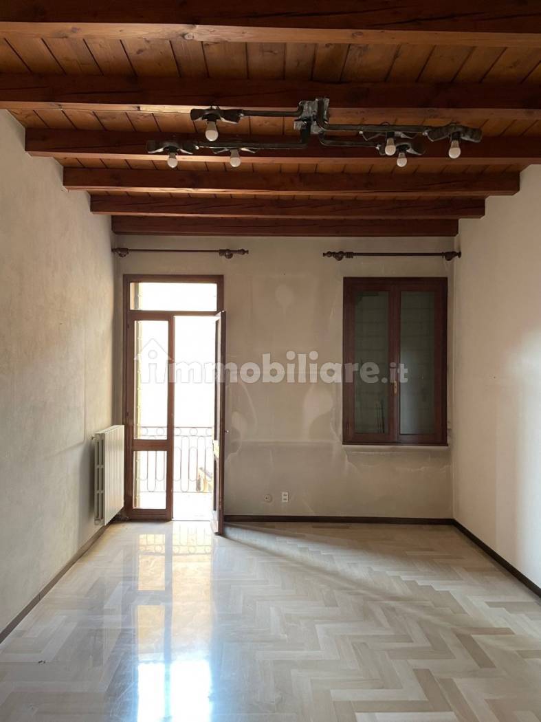 Quadrilocale corso Vittorio Emanuele II 161, Prato della Valle - Pontecorvo, Padova