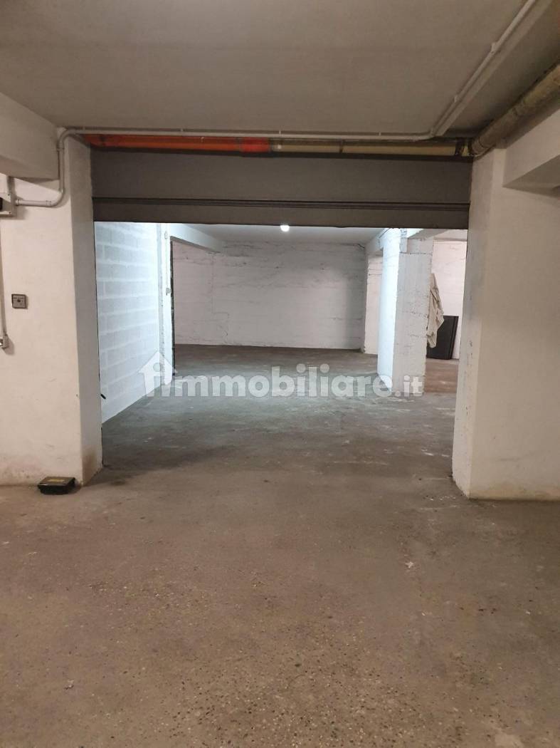 Garage - Box in Vendita