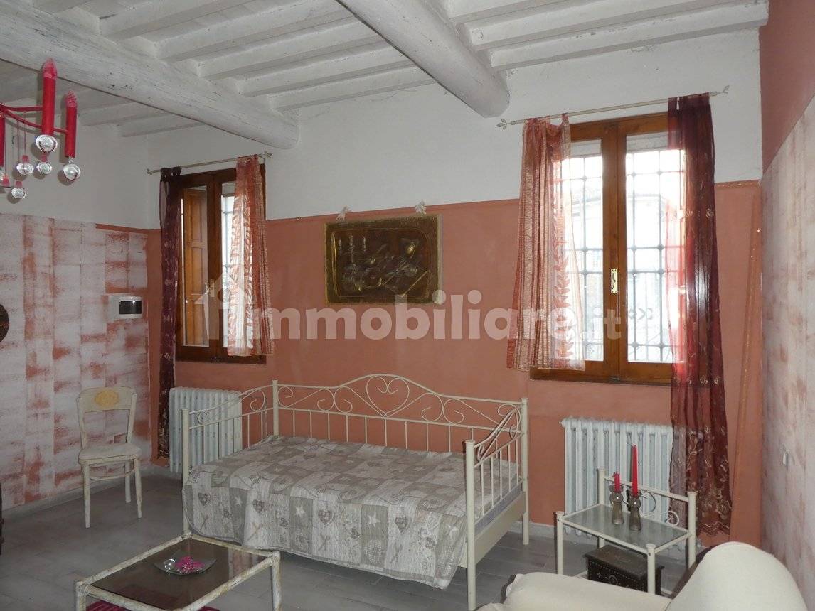 Trilocale piano terra, Centro, Luzzara