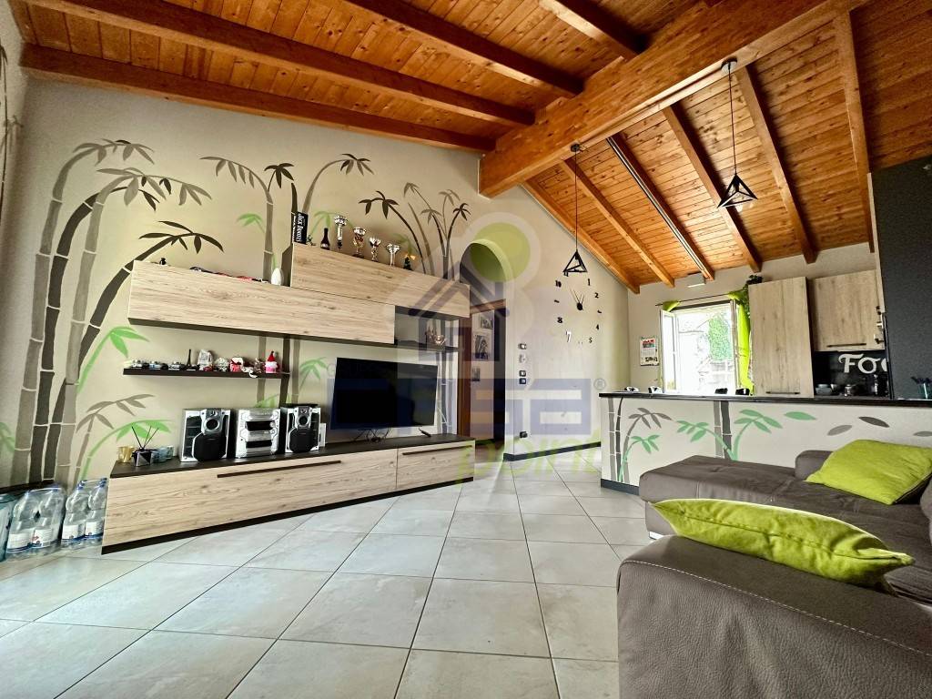 Trilocale via cesare battisti 15, Centro, Annicco