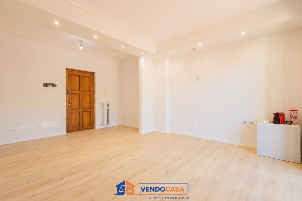 Bilocale viale Sarrea 32, Centro, Dronero