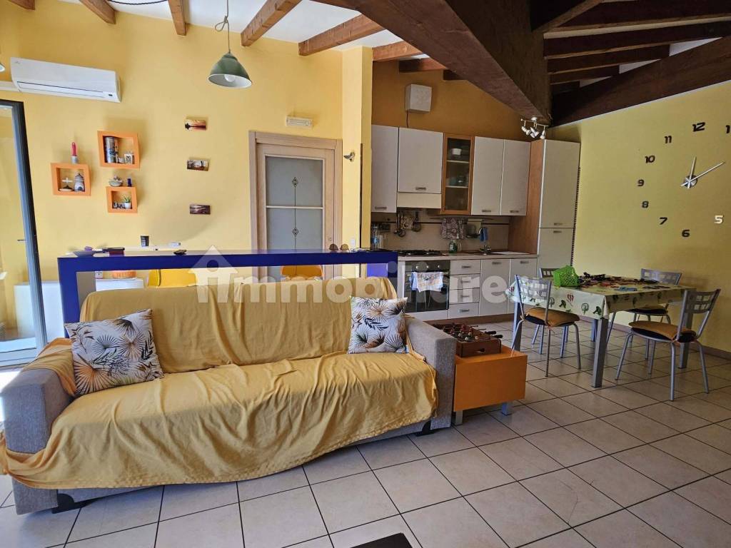 Vendita Mansarda in via John Anthony Spataro Ragusa. Buono stato, con ...