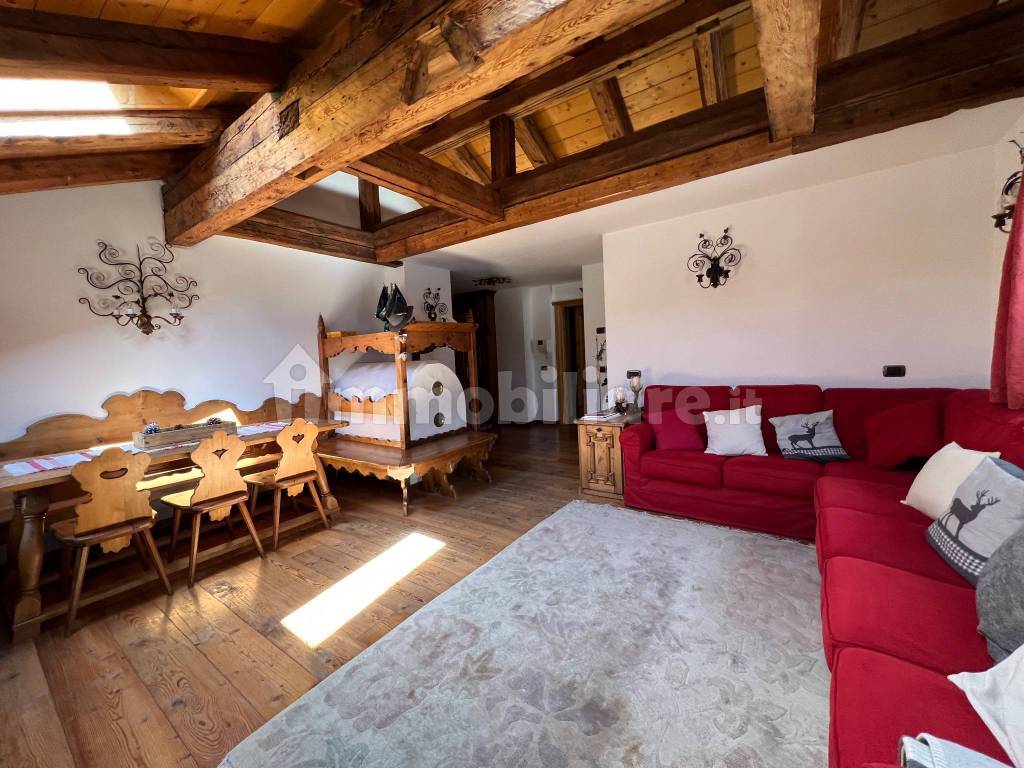 Vendita Appartamento Cortina d'Ampezzo. Quadrilocale in via Roma 100 ...