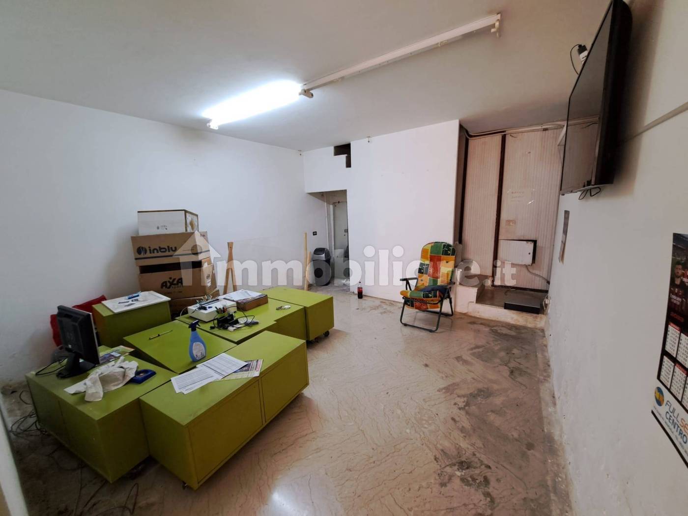 Negozio di calzature in Vendita