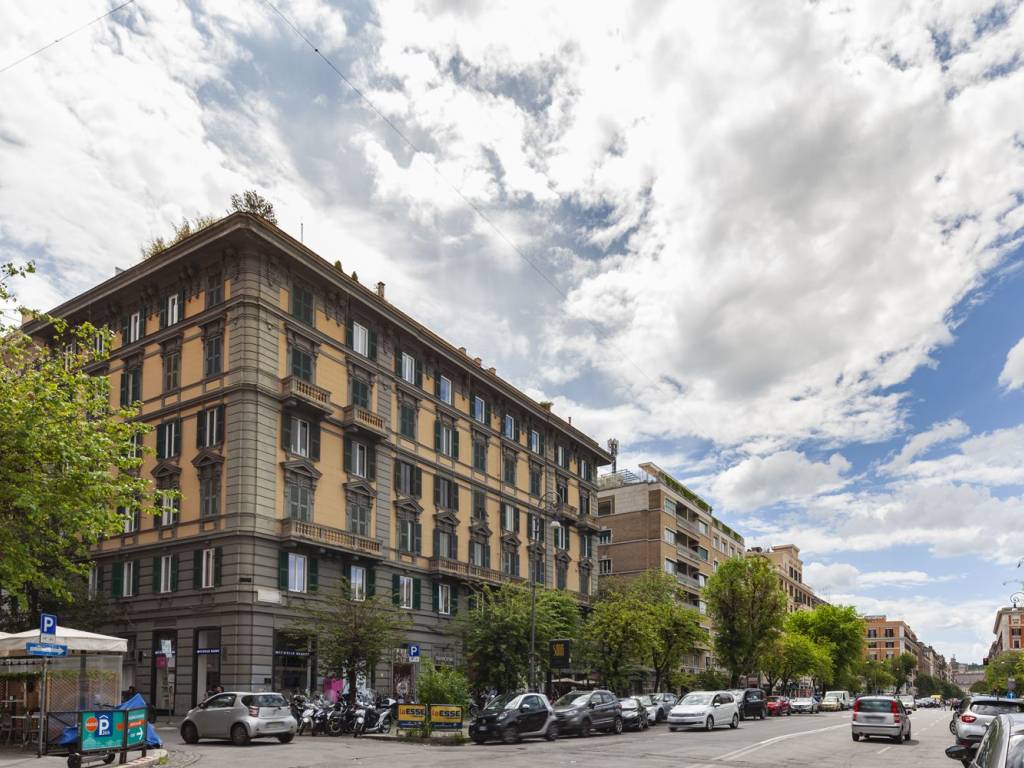 Affitto Appartamento in piazza Cola di Rienzo. Roma. Ottimo stato ...