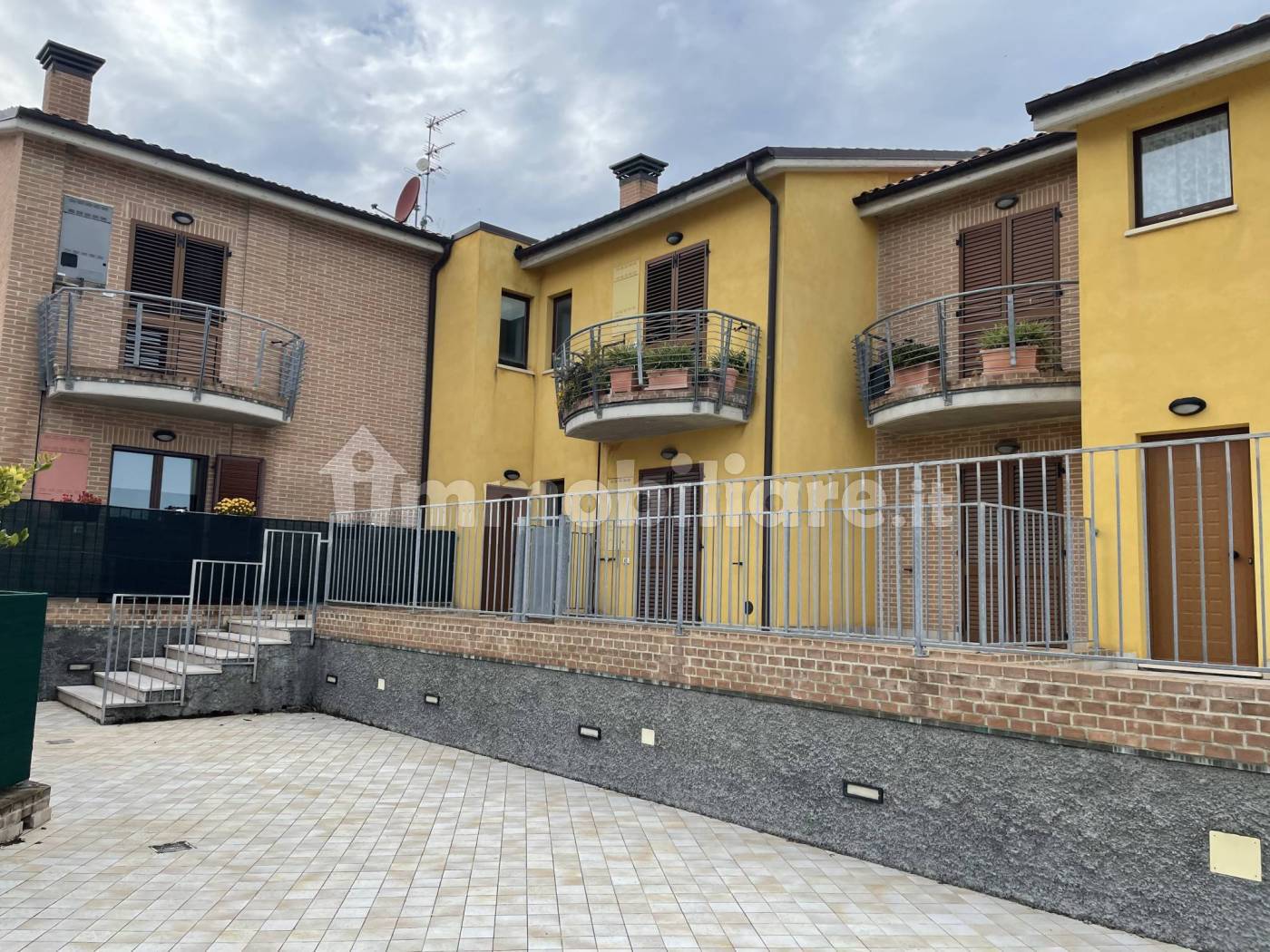 Trilocale via Viola, Centro, Offagna