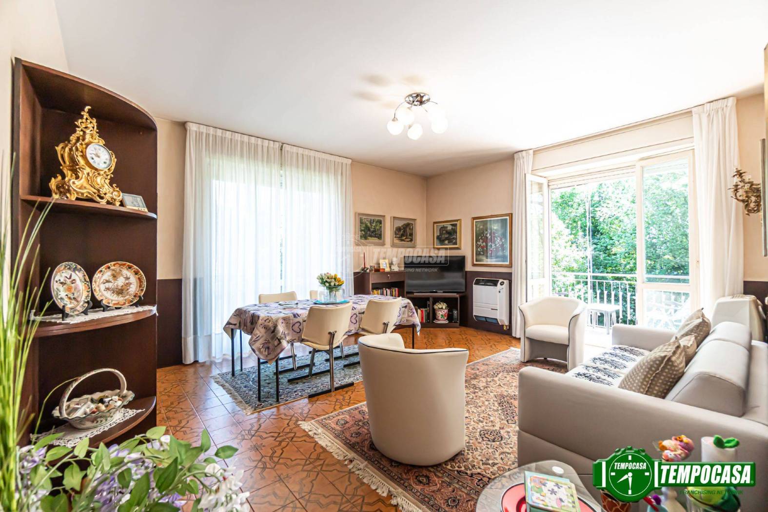 Bilocale via Guglielmo Usellini 18, Centro, Arona