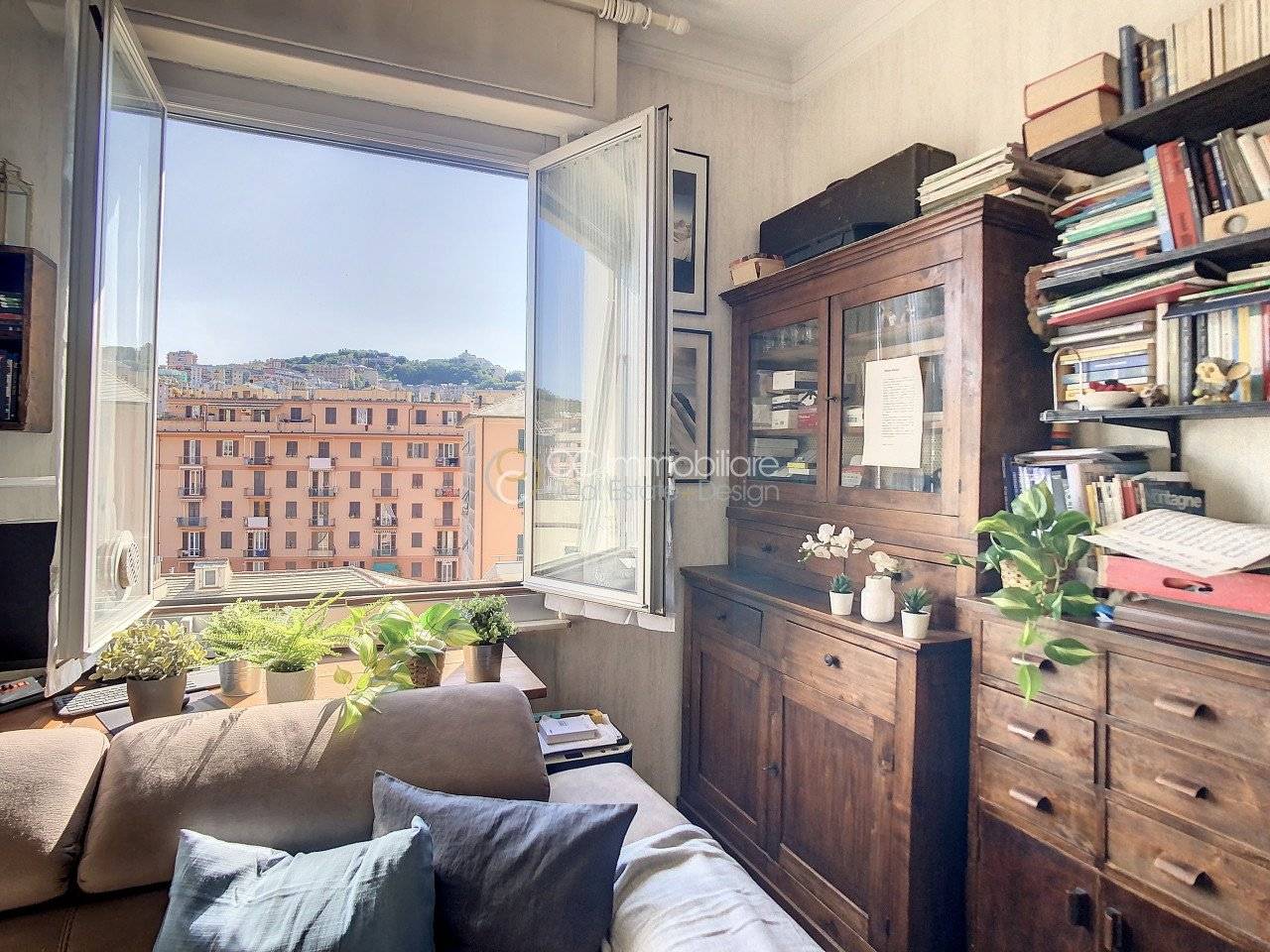 Bilocale viale Ansaldo 1, Marassi, Genova