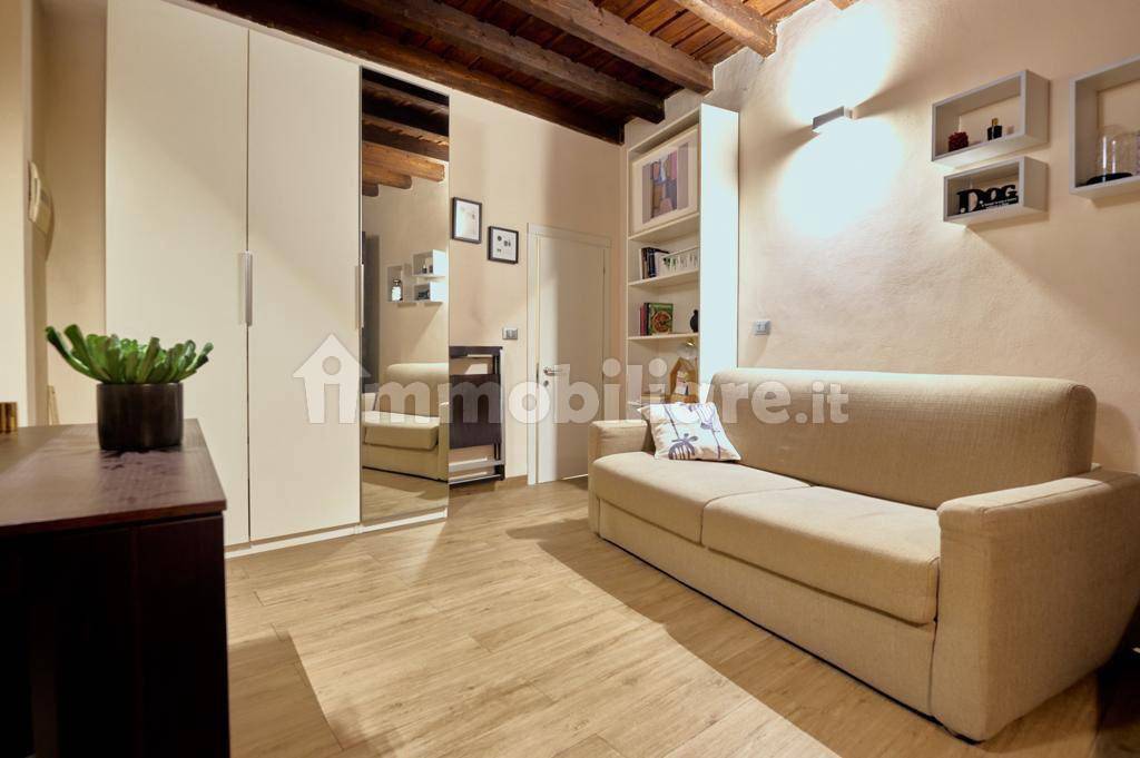 Monolocale via San Carpoforo 6, Brera, Milano