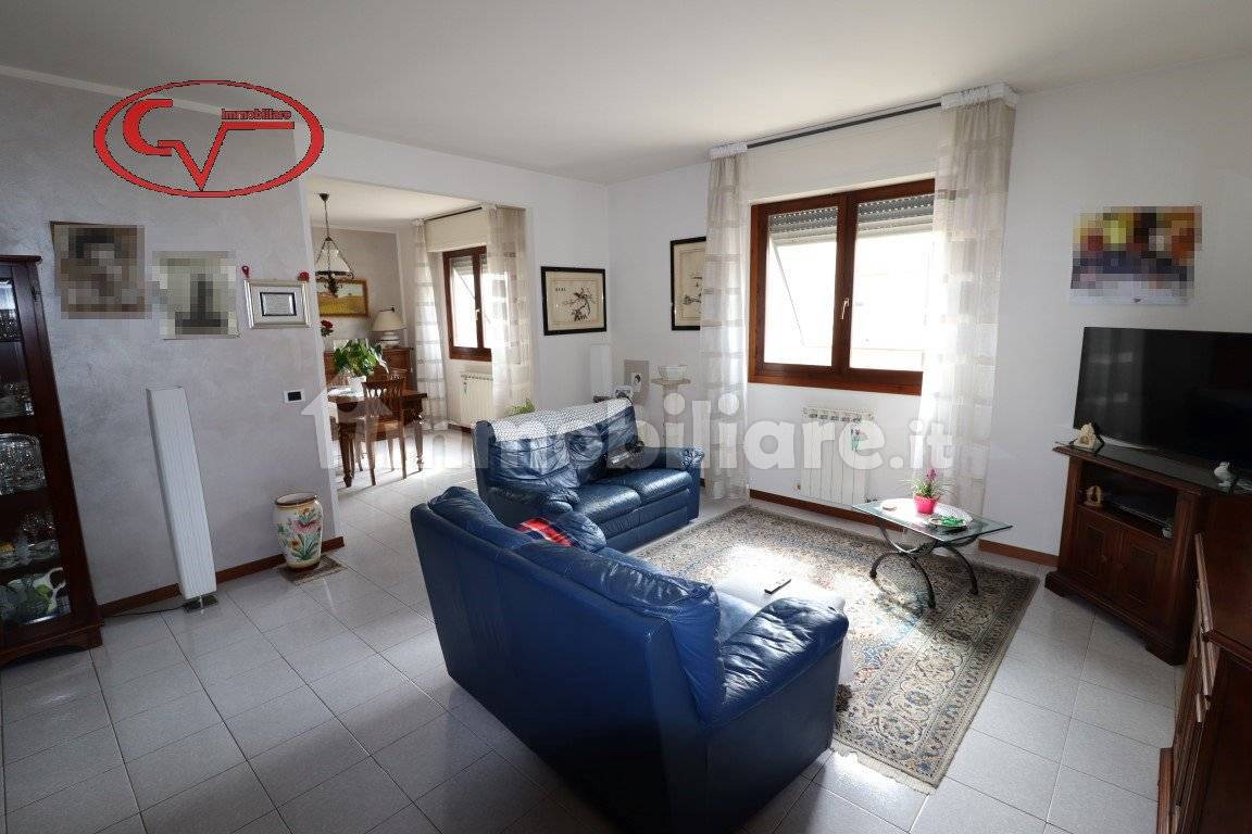 Appartamento via Vincenzo Bellini, Città, Montevarchi