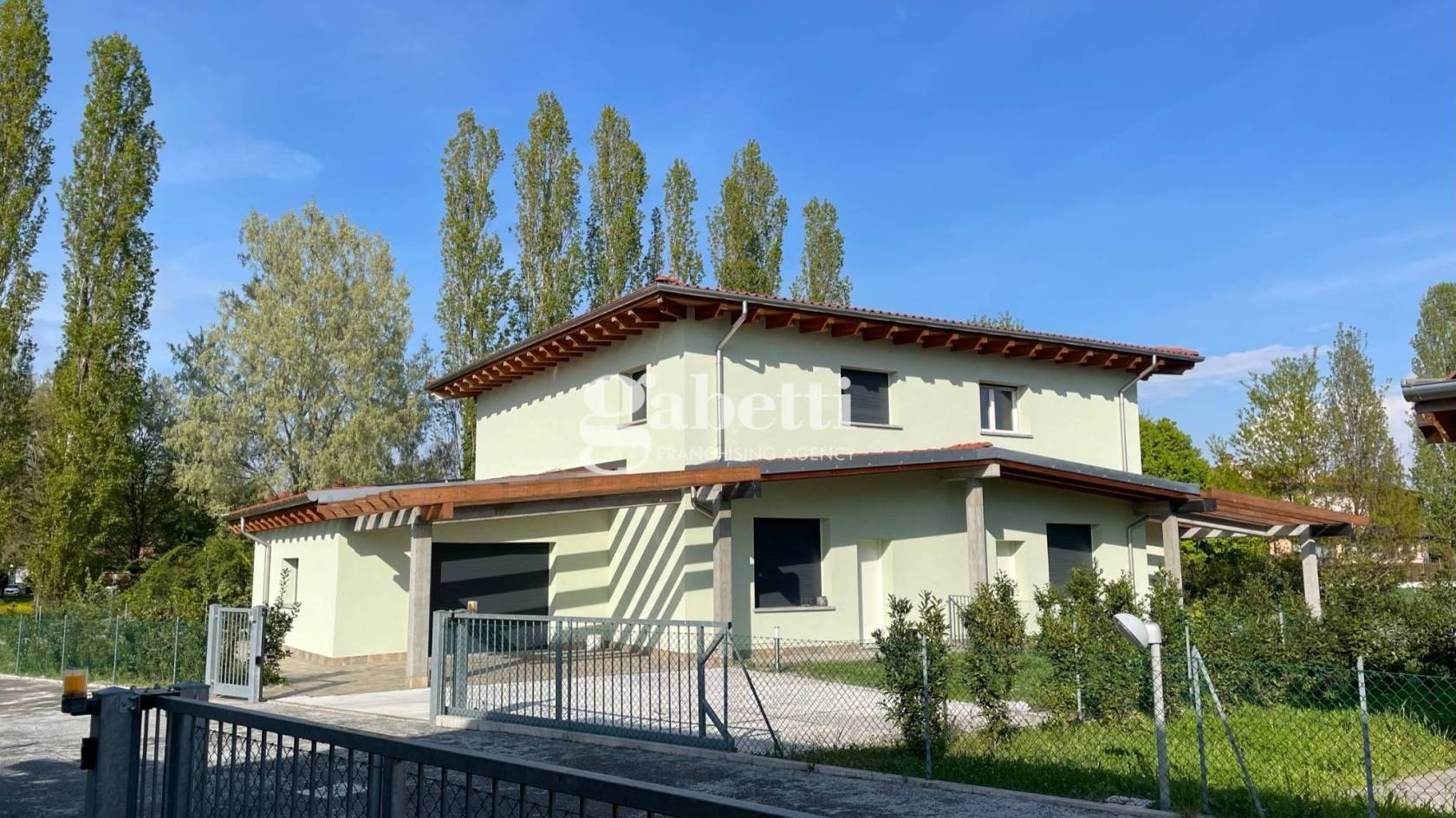 Villa bifamiliare via della Pieve, Marano, Castenaso