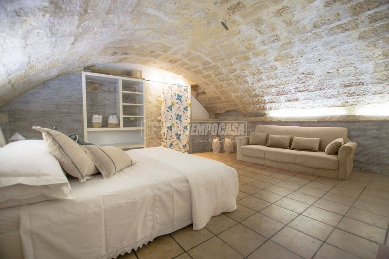 Trilocale ottimo stato, piano terra, Centro Storico, Lecce