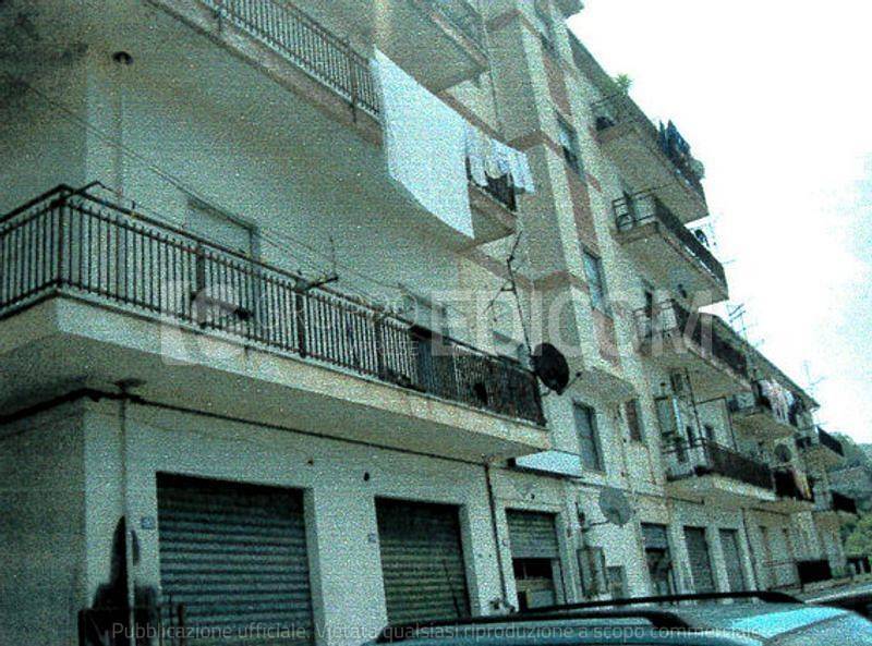 Asta per appartamento, via San Francesco 94 Luzzi