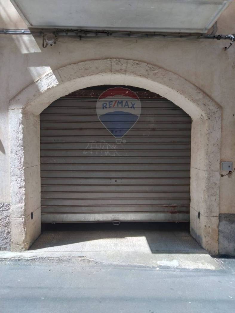 Garage - Box in Vendita