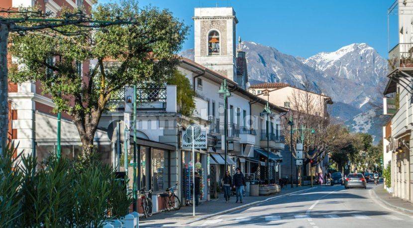 Locale commerciale in Vendita