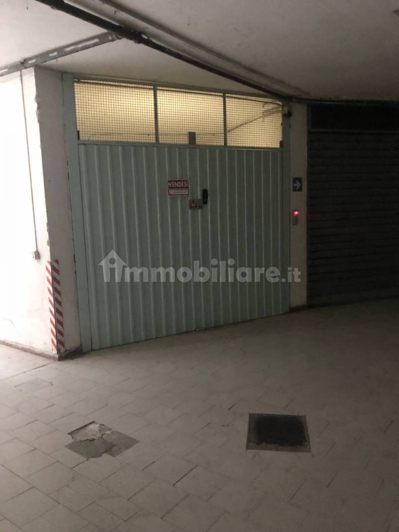 Garage - Box in Vendita