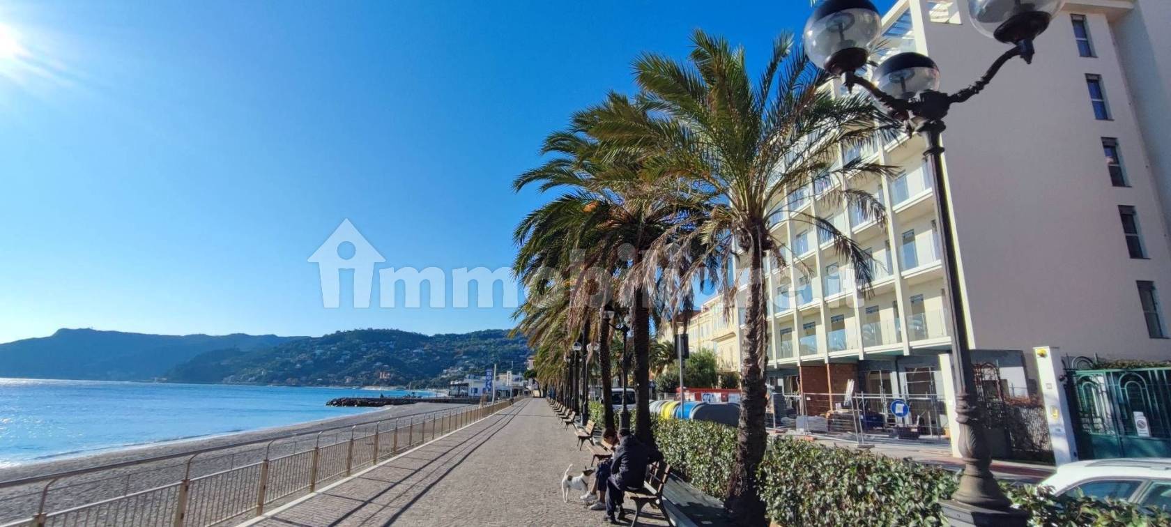 Trilocale via Lungomare Marconi 125, Spotorno