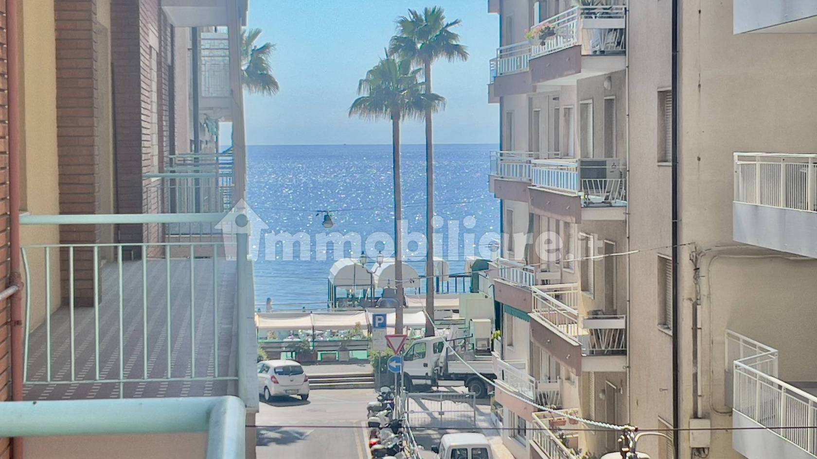 Bilocale via Don Piccagli, Via Roma, Borgo Barusso, Alassio