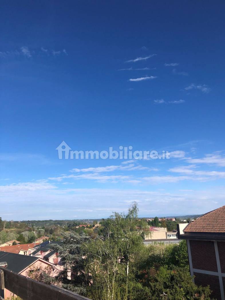 Trilocale via Monsignor Giuseppe Marello 39, Stadio, Asti