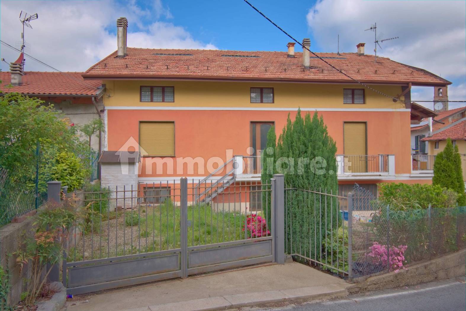 Appartamento via 25 Aprile 28, Zumaglia