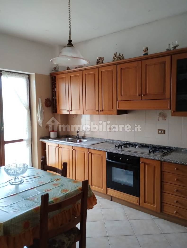 Quadrilocale via Romagna 31, Santa Maria, Catanzaro