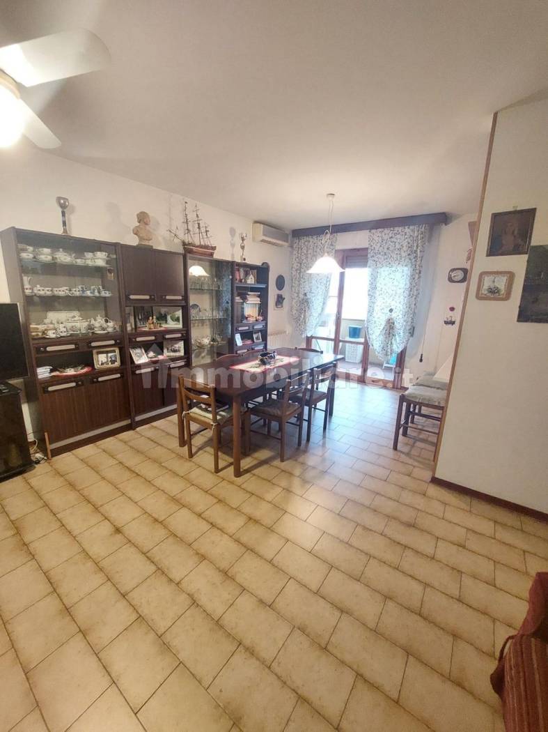 Appartamento via del Crocifisso, Signa