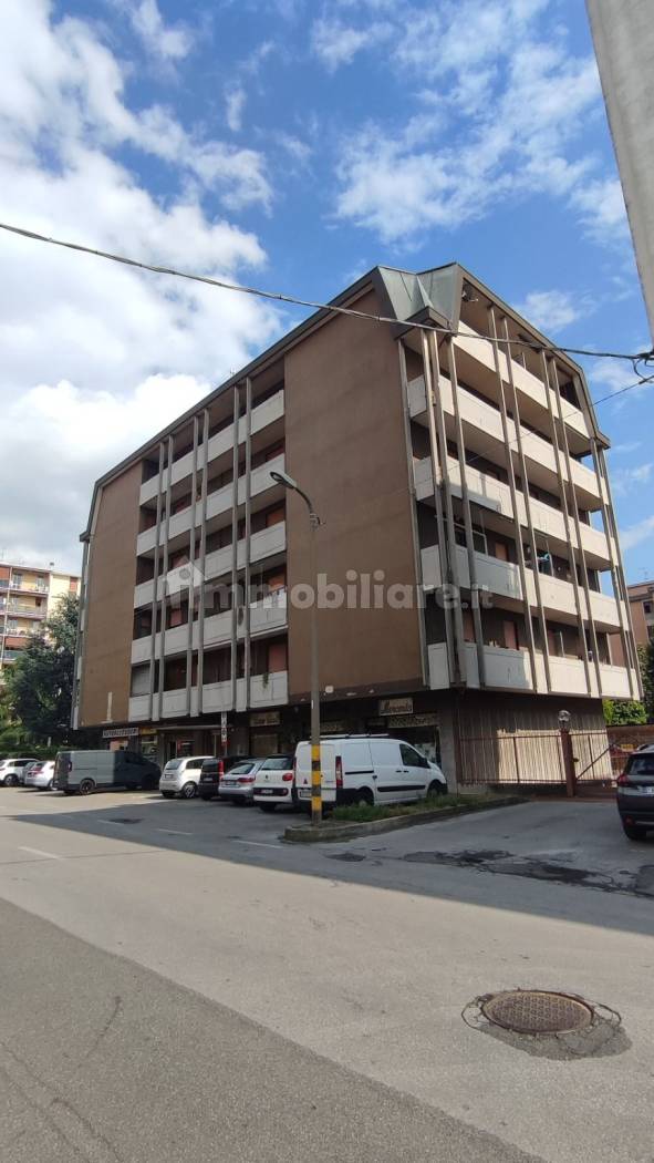 Quadrilocale terzo piano, Volturno, Assisi, San Mauro, Lissone