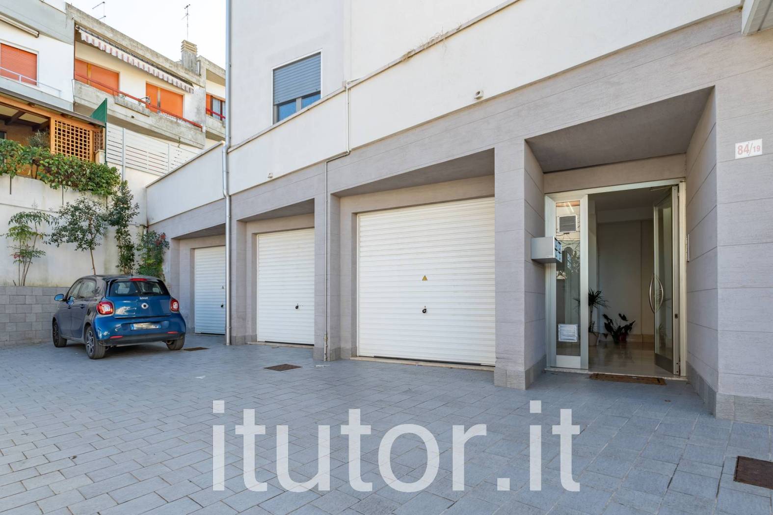 Garage - Box in Vendita