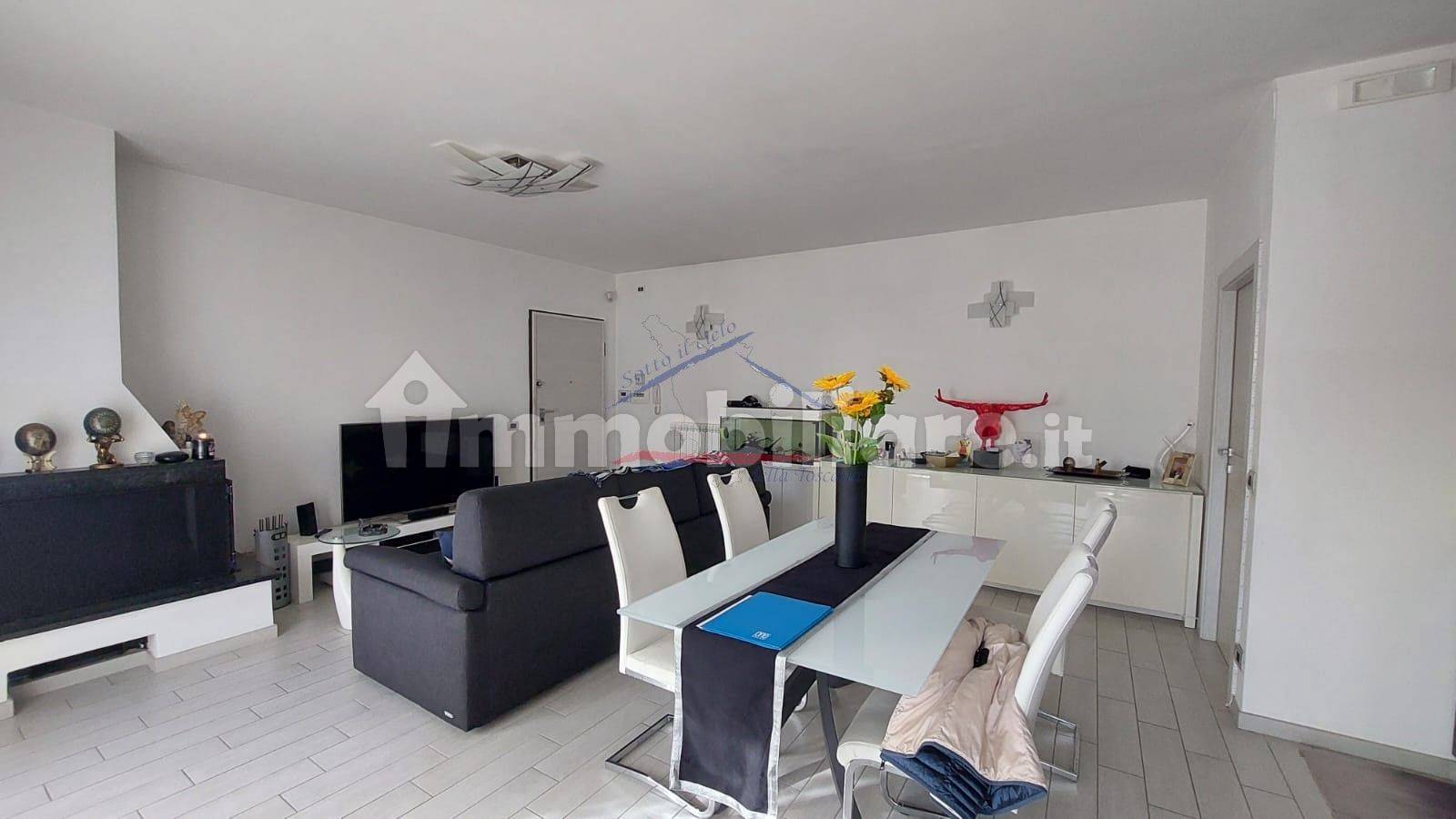 Trilocale via L. Dini, Centro, Subbiano