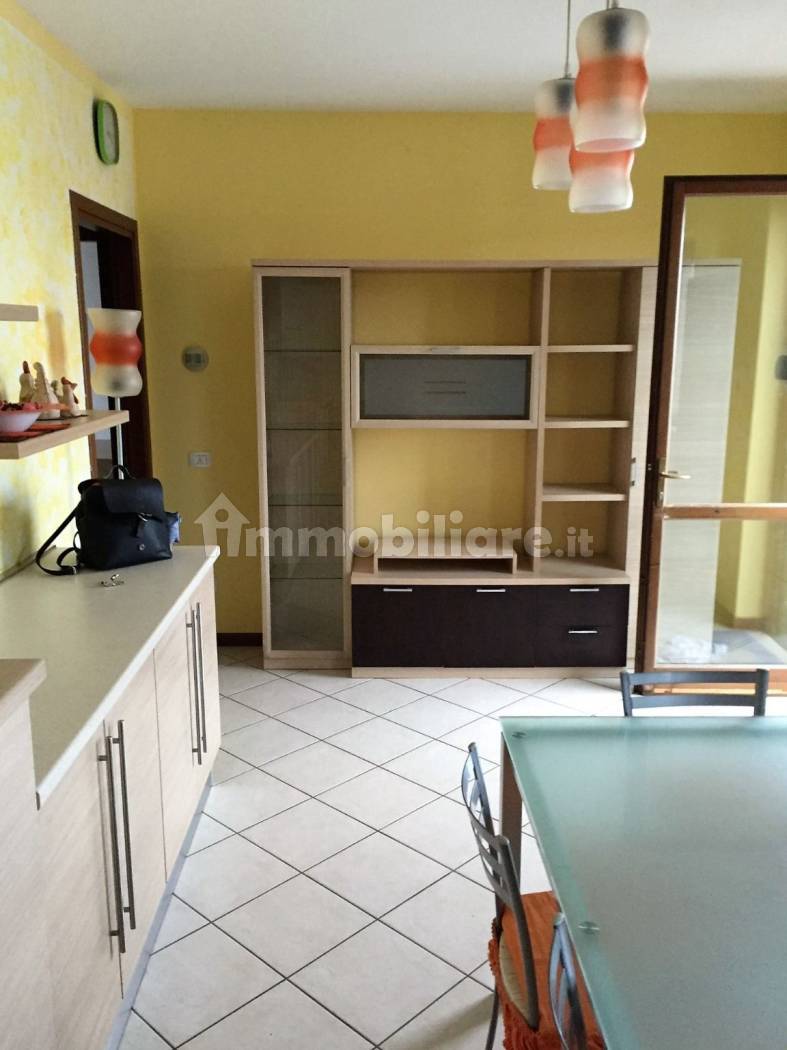 Trilocale ottimo stato, primo piano, Santa Maria Dei Sabbioni, Cappella Cantone