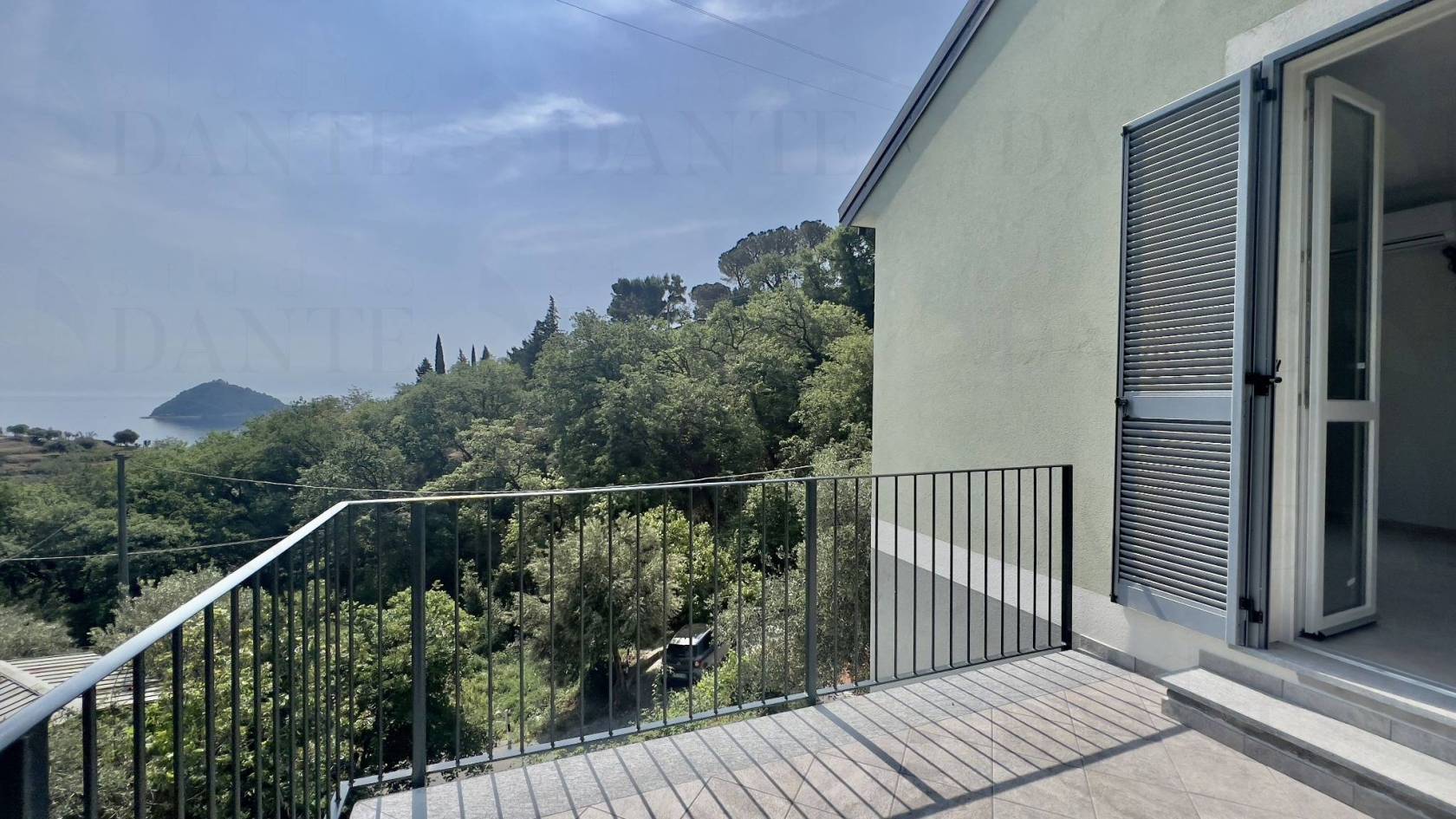 Trilocale nuovo, primo piano, Cavia, Regione Monti, Alassio