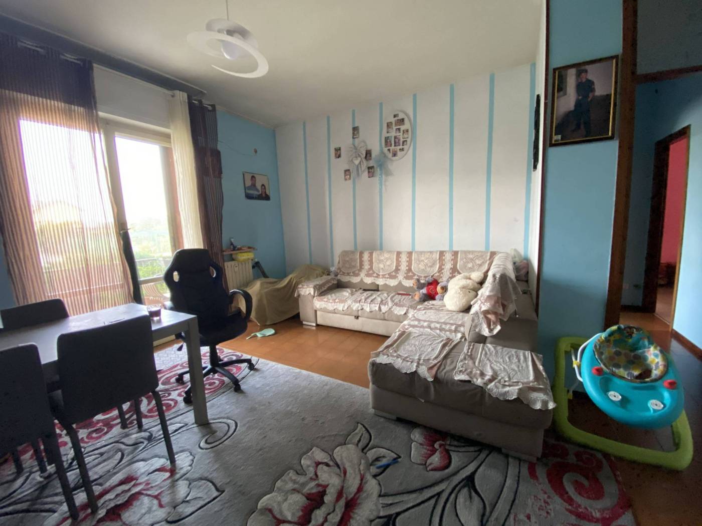 Trilocale da ristrutturare, piano rialzato, Galliate