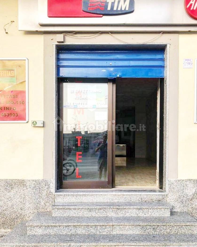 Locale commerciale in Vendita