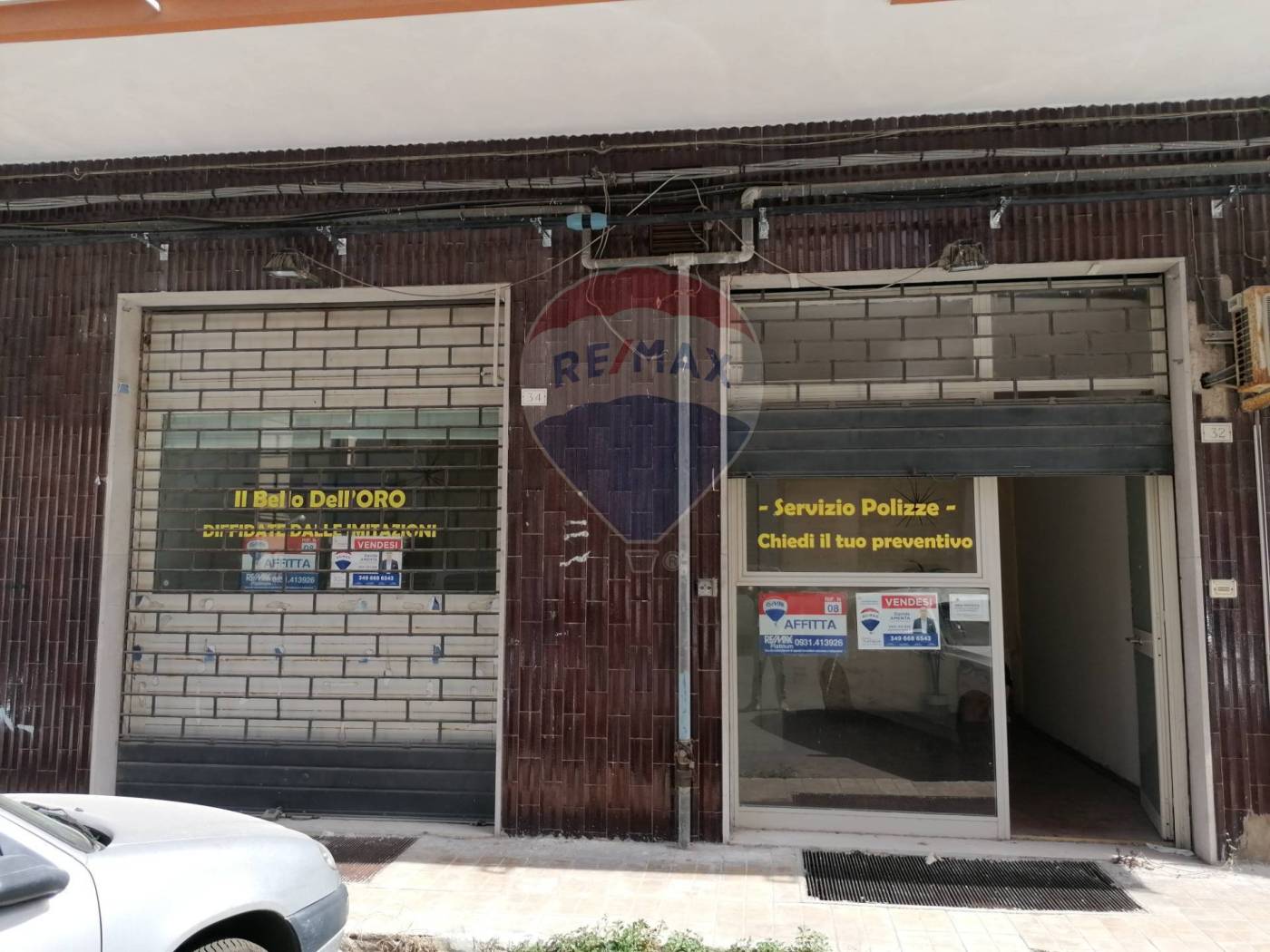 Locale commerciale in Vendita