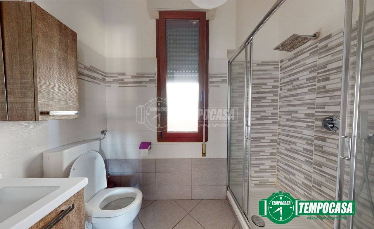 Quadrilocale piazza Orto San Pietro, Centro, Acqui Terme