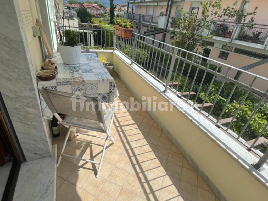 Quadrilocale via Fosdinovo, Marina di Massa Centro, Massa